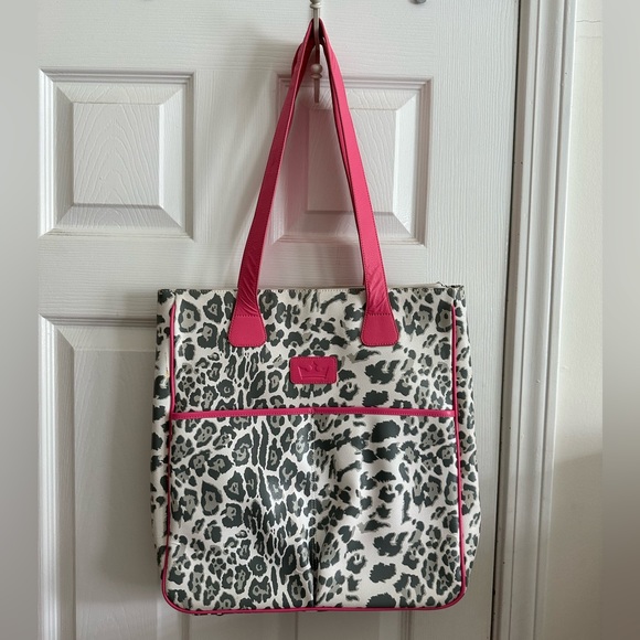 Baekgaard | Bags | Trendy Baekgaard Animal Print Snow Leopard Leather ...